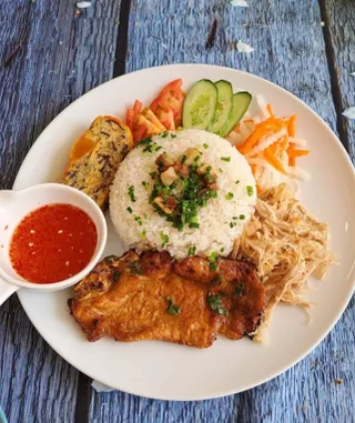 Revi Food Ordering App | Download the App Today